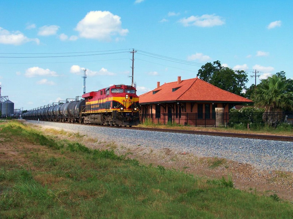 KCS 4688 at Wharton, TX